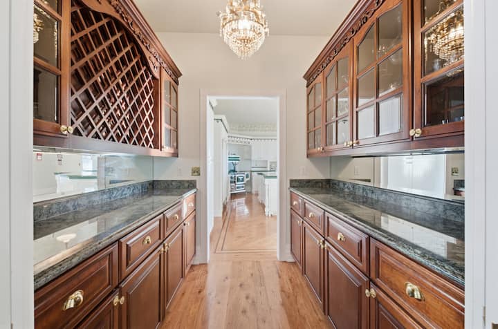 Luxury Estate W/ Views Near Yosemite Sleeps 16 - Sonora, CA