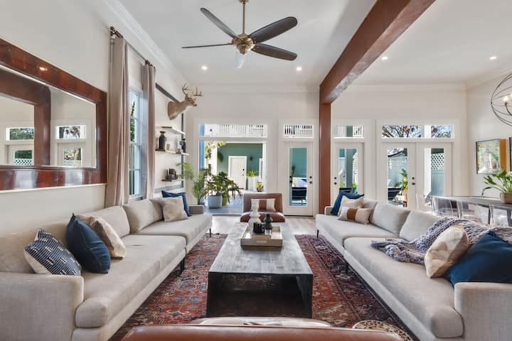 Gorgeous Upscale Home With Pool, Garden District - New Orleans, LA