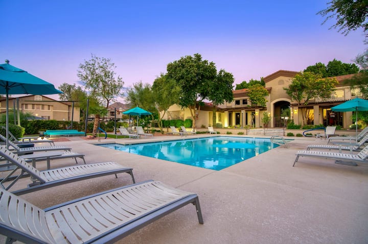 Family Condo With Heated Pool Near Kierland Shops - Scottsdale, AZ