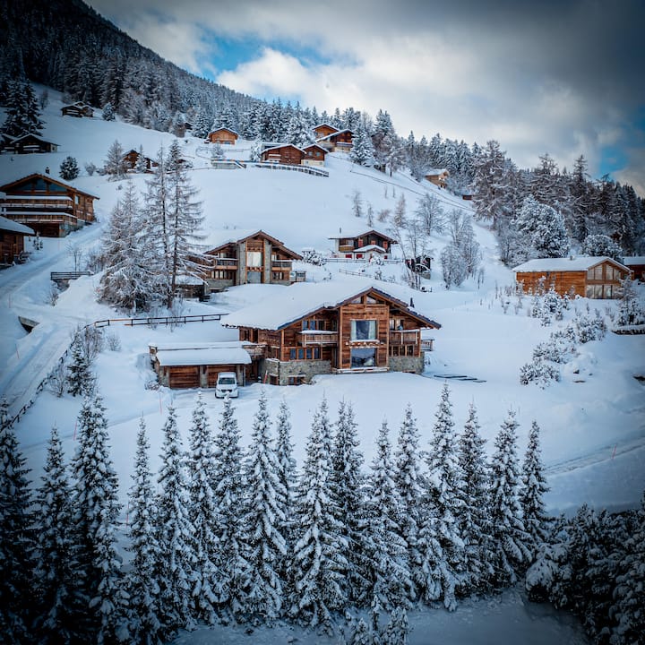 Luxury Alps Chalet Yolo - Canton of Valais