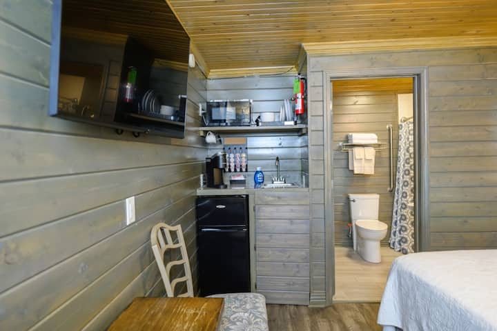 Serene Cabin, Relax And Recharge! Great Internet! - Lake Chicot, AR