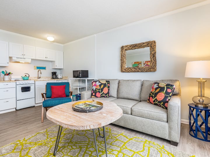 Destino Popular De North Tybee, Balcón Privado Con Vista A La Playa Y Piscinas - Tybee Island, GA