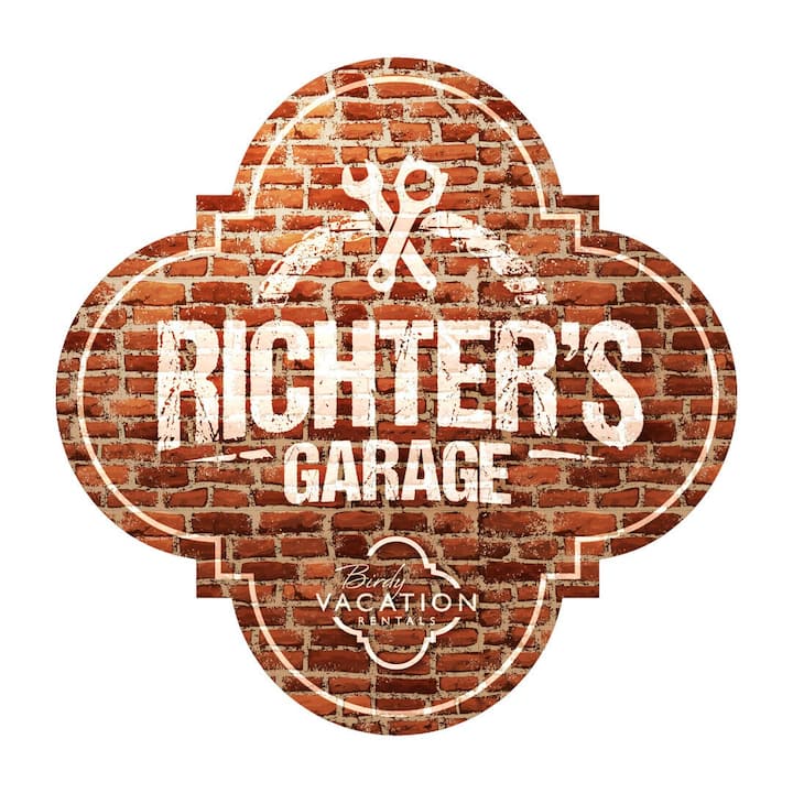 Richter's Garage - A Birdy Vacation Rental - Boerne, TX