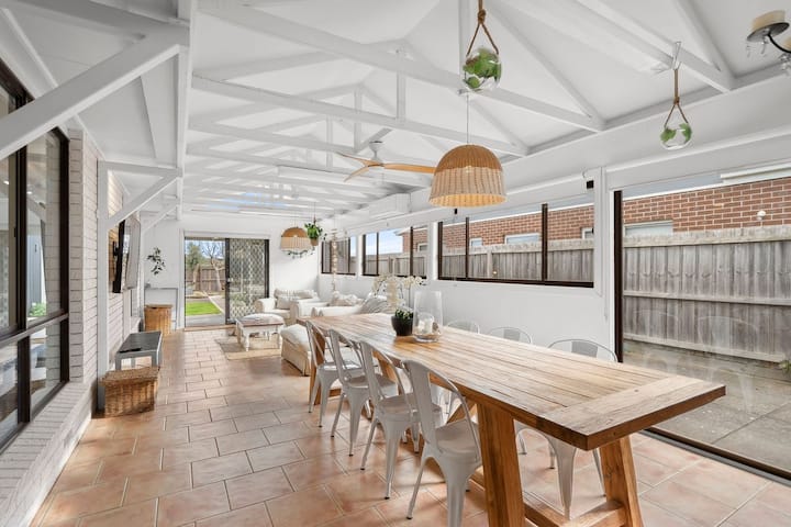 La Belle Vie - Portarlington, Australia