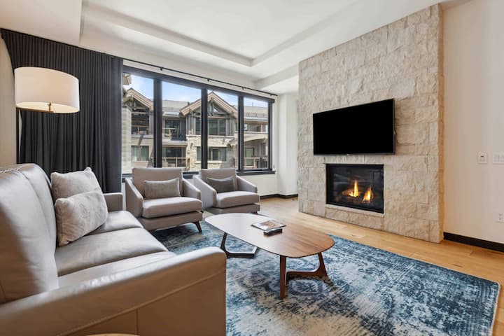 The Lion W501 - Vail, CO