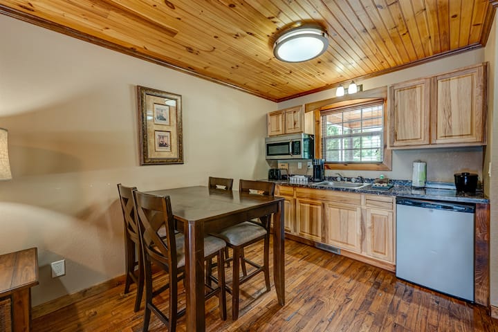 Beautiful Townhome At Willow Creek Falls Lodge - Blue Ridge, GA