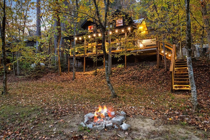 Charming Riverfront Cabin* Ev Chrg * Fish * Swim * - Townsend, TN