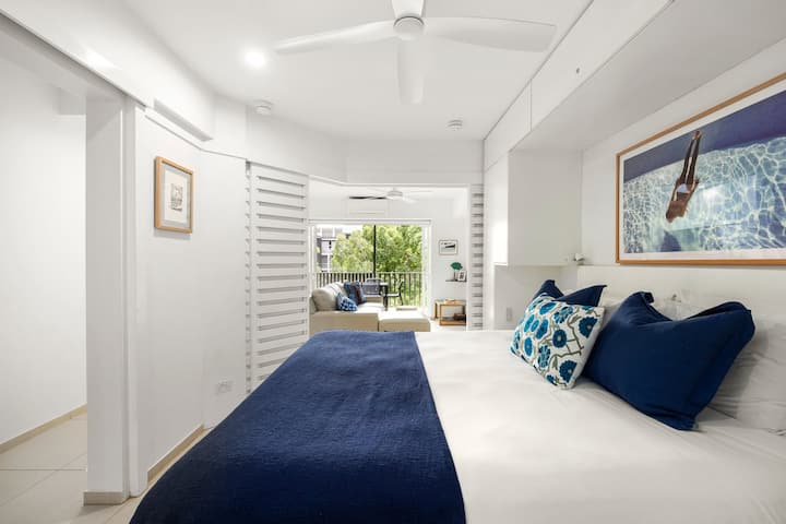 Coastal Elegance: Steps From Noosa Beach - Noosa Heads