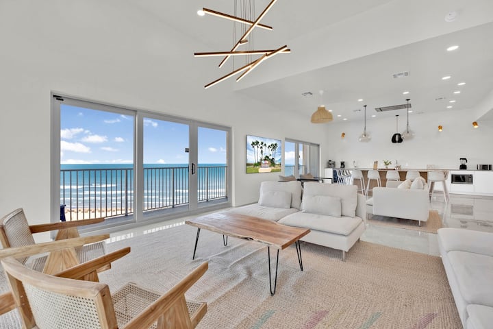 Beachfront Luxury Penthouse Panoramic Gulf & Bay Views Direct Beach Access - Texas
