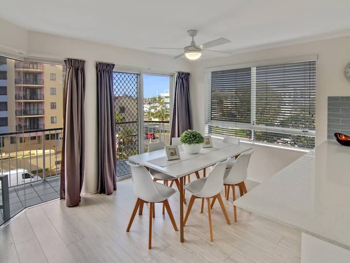 Mainsail Apt 8 - Heart Of Mooloolaba - Mooloolaba