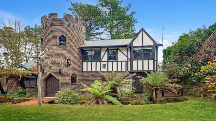The Castle - Blue Mountains