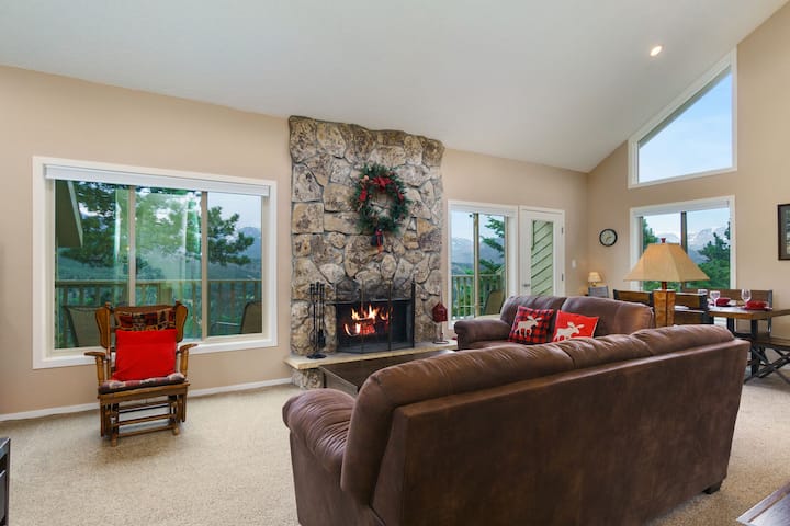 A High Country Getaway With New Decks!-20-ncd0351 - Estes Park, CO