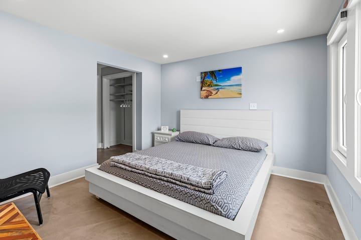 133 E Hand Ave - Apt 1 - Cape May, NJ