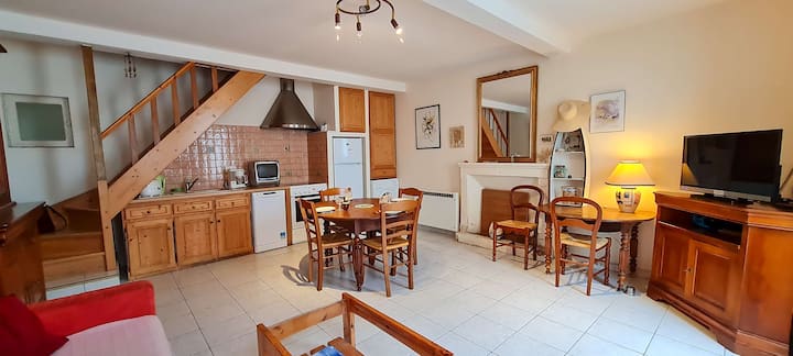 Petite Maison Réthaise En Centre Village - Saint-Clément-des-Baleines