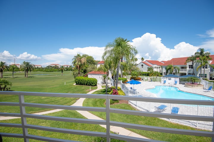 2br Golf View | Near St. Pete Bch - St. Petersburg, FL