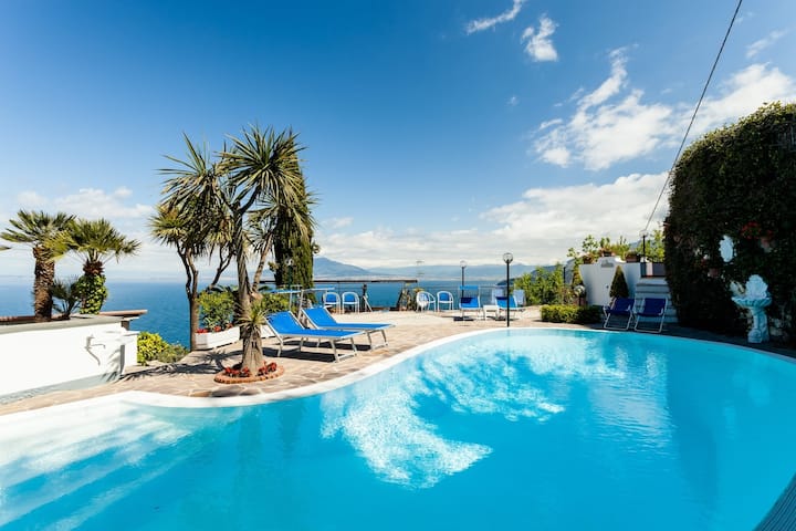 Villa Angela Mit Pool - Sorrent