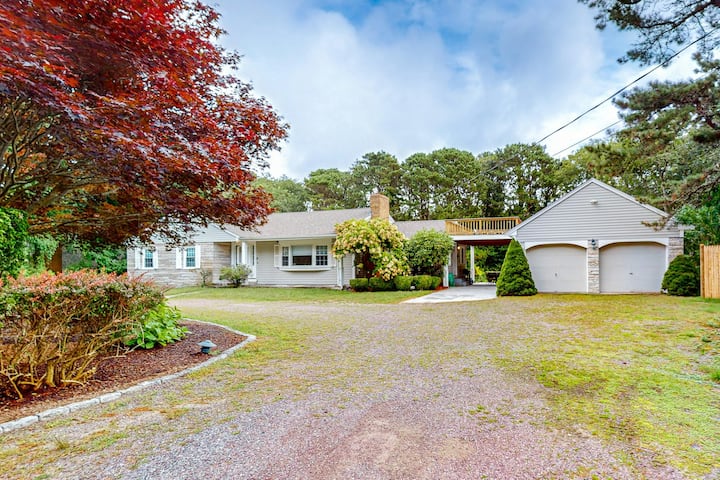 Elevated 3br | Chef's Kitchen| Balcony | Firepit - Harwich, MA