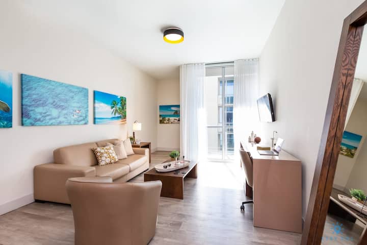 Lovely Apartment  - Rooftop Pool- Hollywood Beach - Hollywood, FL