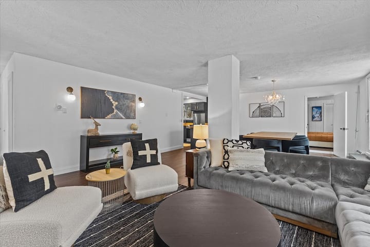 Mountain View Apartment: Minutes To Skiing, Food! - Waterbury Village Historic District