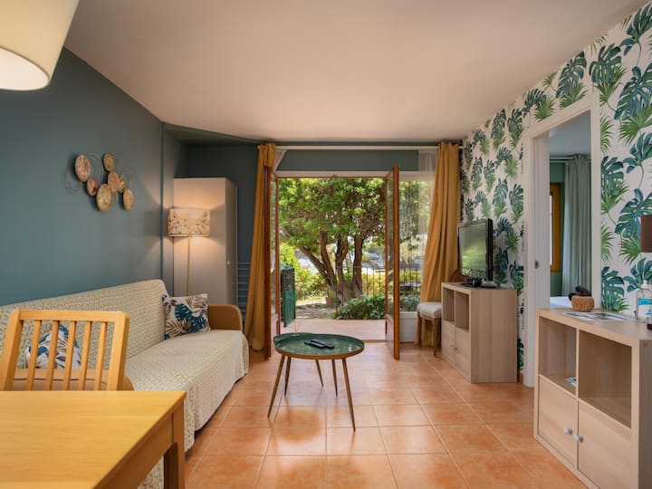 Renewed Apartment With Sea Views, El Golfet Beach - Palafrugell