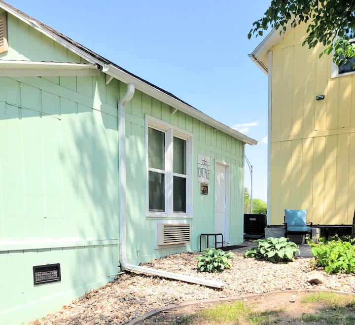 The Stay-cottage In The Heart Of The Lakes. Studio - Spirit Lake, IA
