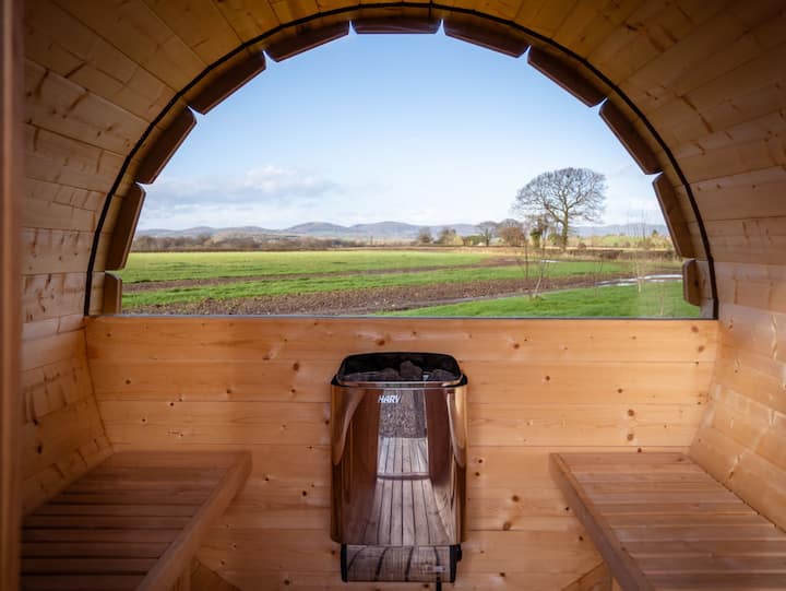Buzzard Hideaway And Sauna @ Nashendfarm - Cotswolds