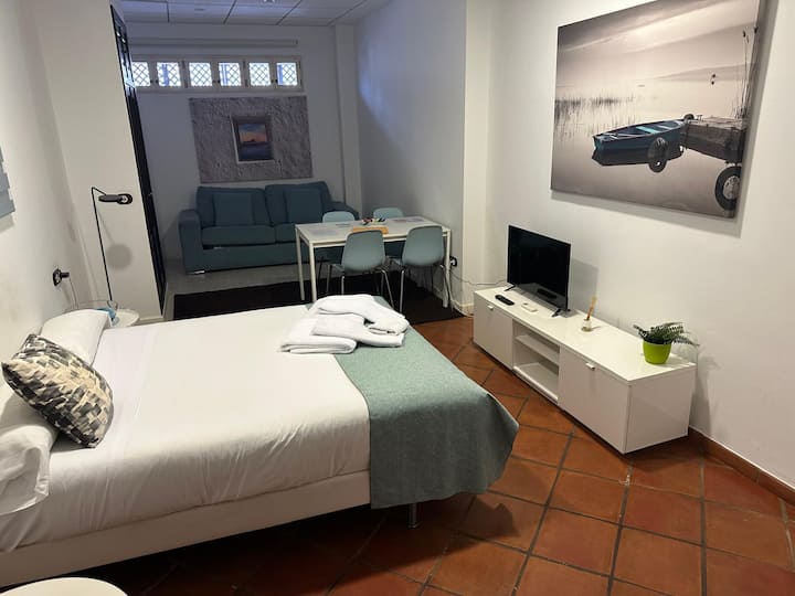 Triple Studio With Double Bed - スペイン コルドバ