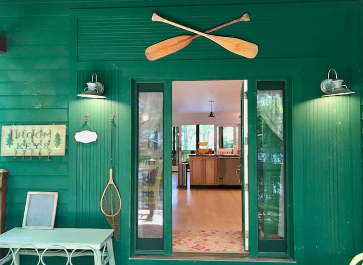 Lake Garfield Cottage, 10 To Butternut, Spotless! - Monterey, MA