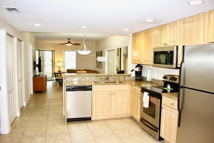Beach Escape! 4 Apartment-style Units W/ Kitchen! - Redington Beach, FL