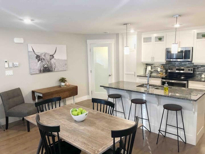 Unit 6- Langille · Uptown Modern Apt| - Fredericton