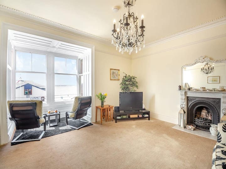 Seaview Apartment Westhaven + Free Parking Permit - Aberdovey