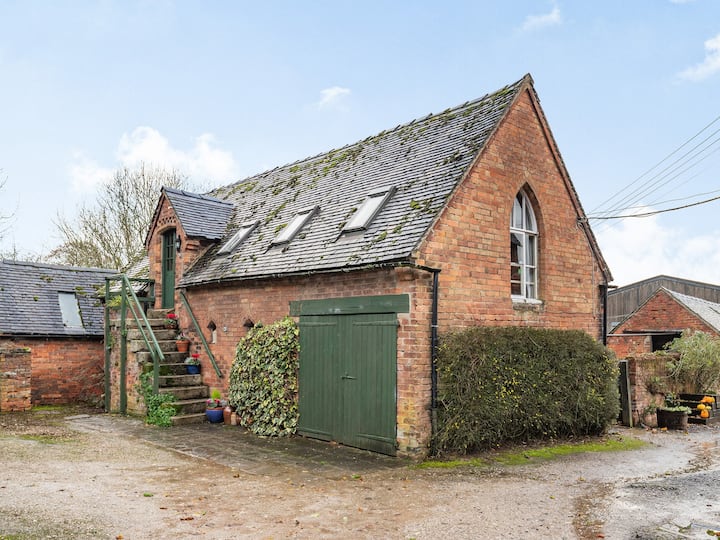 The Saddlery - Staffordshire