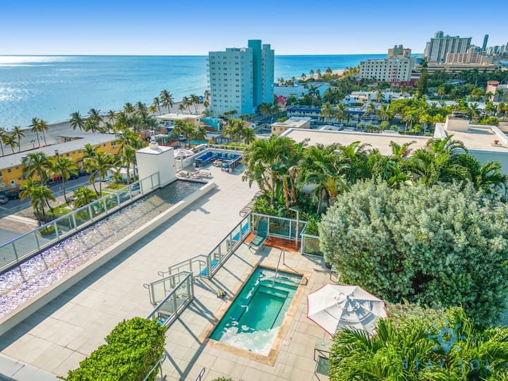 Rooftop Pool+ Hot Tub|hollywood Beach Boardwalk - Hollywood, FL
