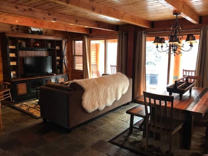 Orchard House - Evergreen, CO