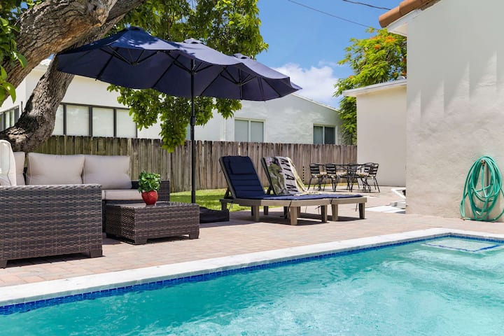 Modern 4br Retreat W/ Private Pool | Near Brickell - 