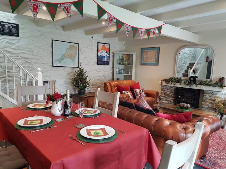 2 Bedroom Cottage Close To Perranporth Beach - St Agnes