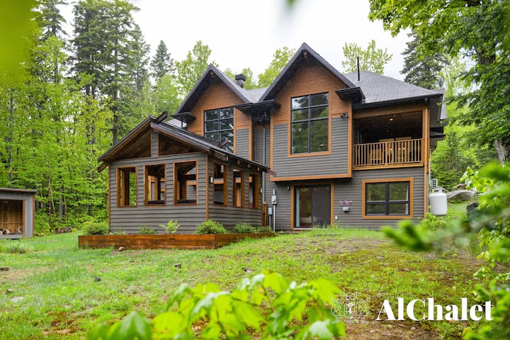 L'ours Et Le Renard | Familial | 2 Spas | Alchalet - Baie-Saint-Paul