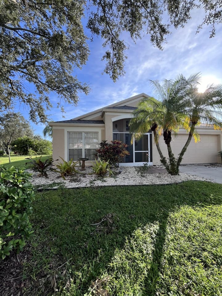 Home At Sabal Harbor 8 Miles From The Beach. - Bradenton