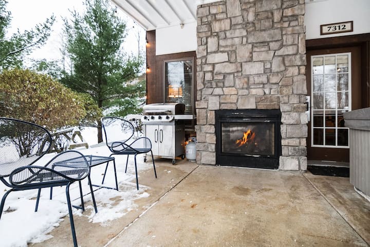 Basin Creekside Escape – Ski-in/ski-out Boyne Mt - Boyne City, MI