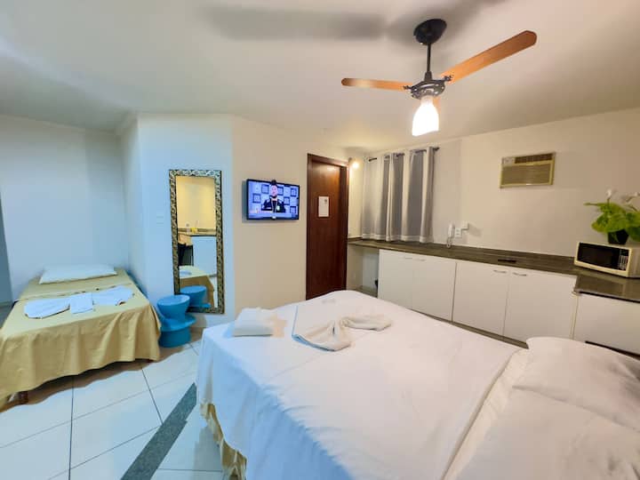 Apartamento Estudio C/ Ar No Centro De Divinópolis - Divinópolis