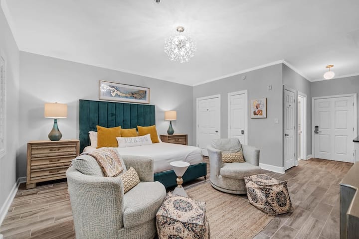 "Sugar Sands 30a" #258 Studio Sleeps 2 - Alys Beach, FL