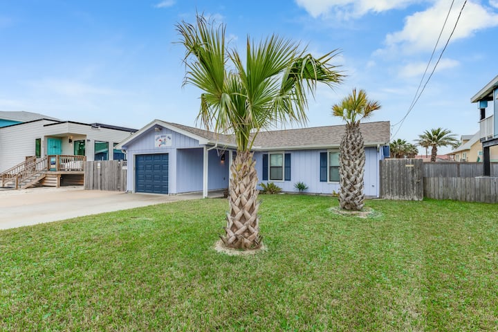 Dive Right Inn | Boat Parking | Hot Tub - Port Aransas, TX