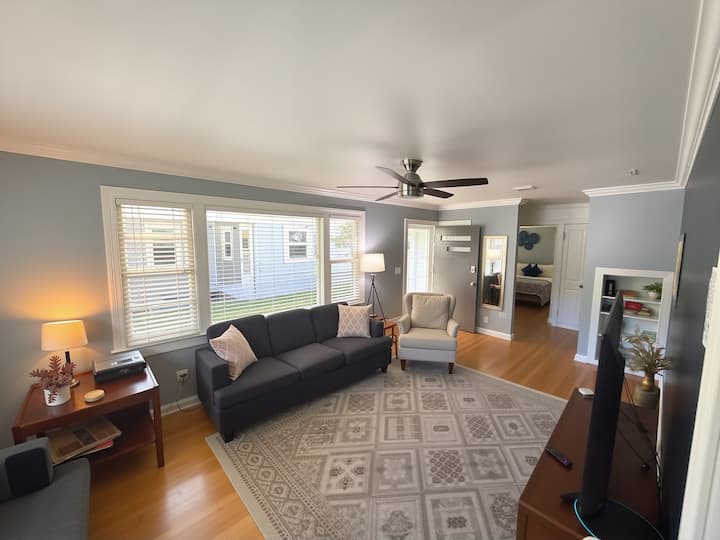 Park Circle Charm: Comfort & Walk To Restaurants! - Charleston, SC