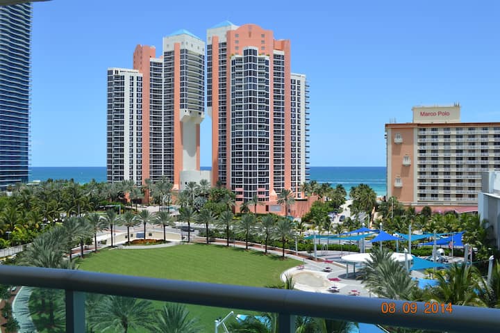 Standard 1 Bedroom Ocean View Or805 - Sunny Isles Beach, FL