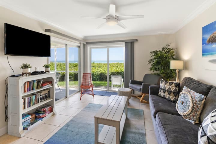 Beachfront Bliss: Beach Castle #1 By Rva - Longboat Key, FL