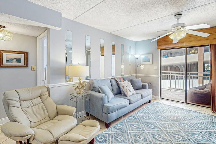 Second Floor Condo With Free Wifi, Gulf Views - Orange Beach, AL