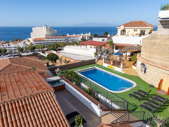 The Surf Villa | 32ft Pool | Jacuzzi | Pool Table - Costa Adeje