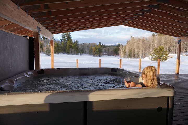 The Mccall House- Hot Tub, A/c, Huge Covered Patio - McCall, ID