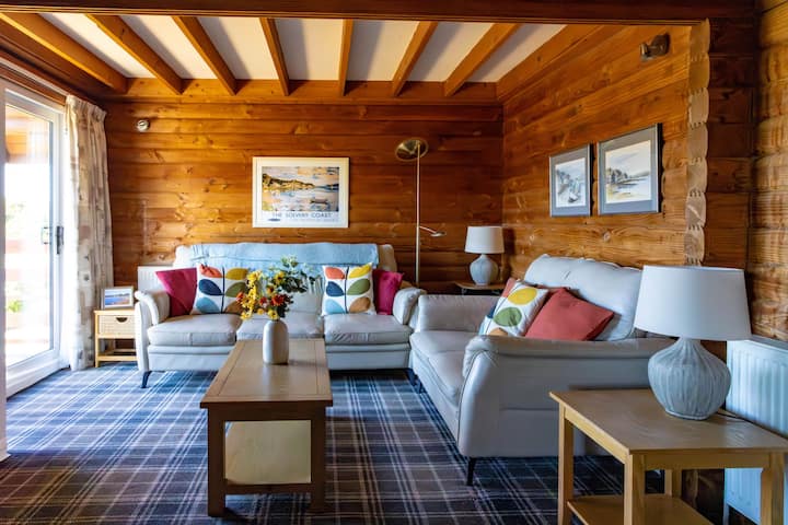 18 Barend, 3 Bedroom Lodge - Swimming & Golf - Kippford