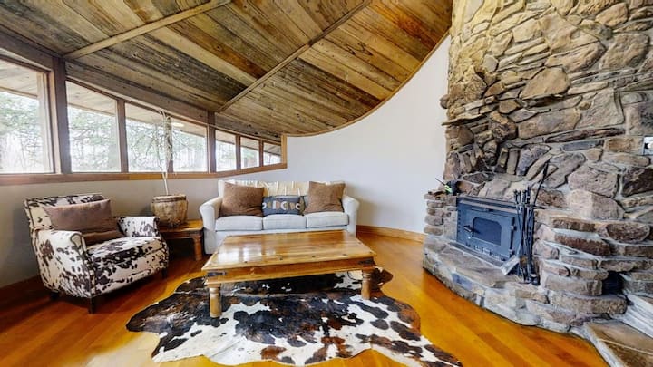 The Roundabout Cabin Near Portsmouth, Ohio - South Shore, KY